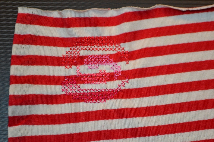 maskinbroderede roser | At skabe er at leve